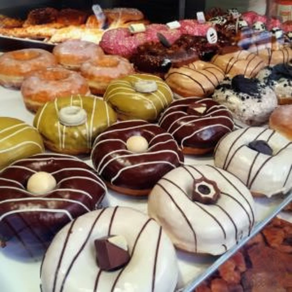 Caja mixta 4 donas - IOAN Pastelería